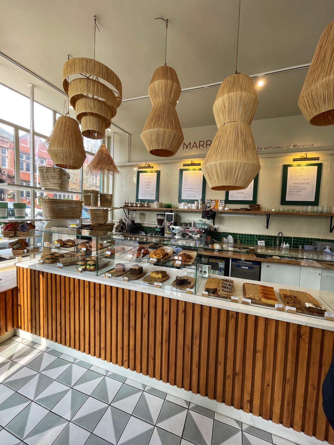 Torrs Millennium Walkway - Peak District walk above a huge gorge