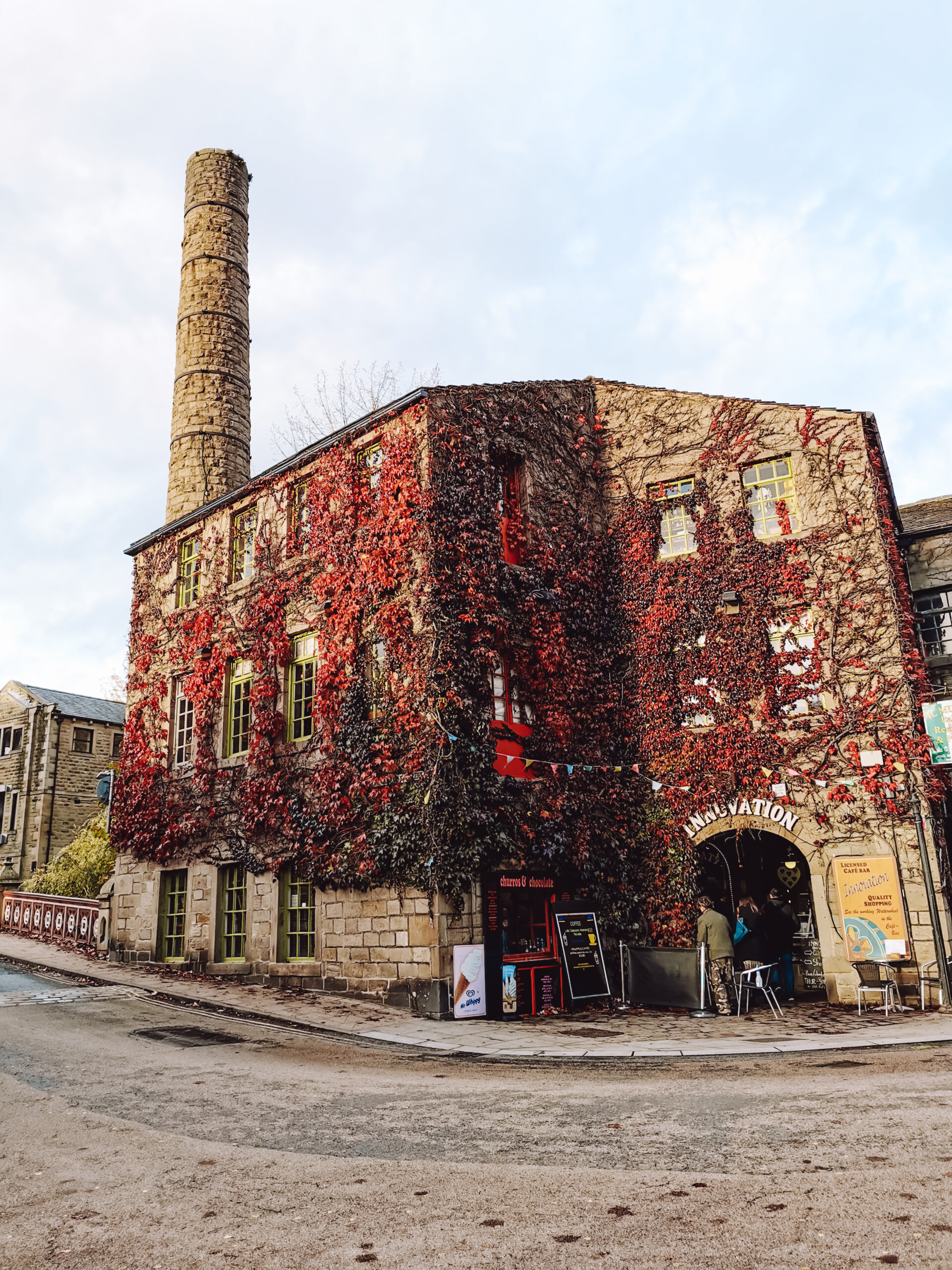 Aether - Manchester Airport’s private terminal offers royal treatment