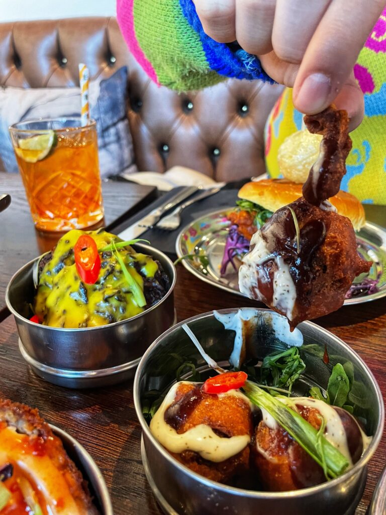 The Scottish-Indian restaurant selling haggis pakoras and deep-fried ...