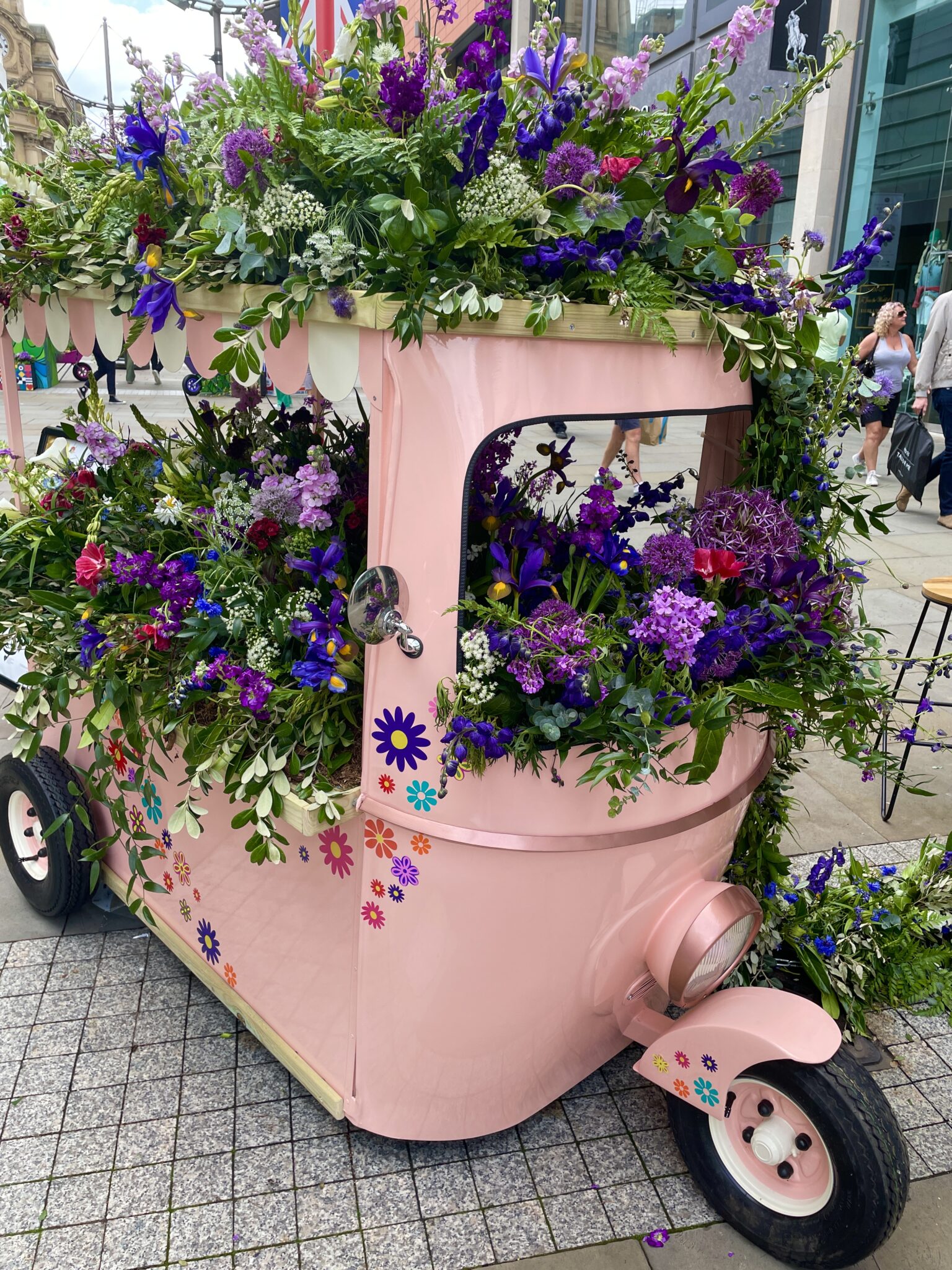 Manchester Flower Festival to fill city centre with fresh blooms once ...