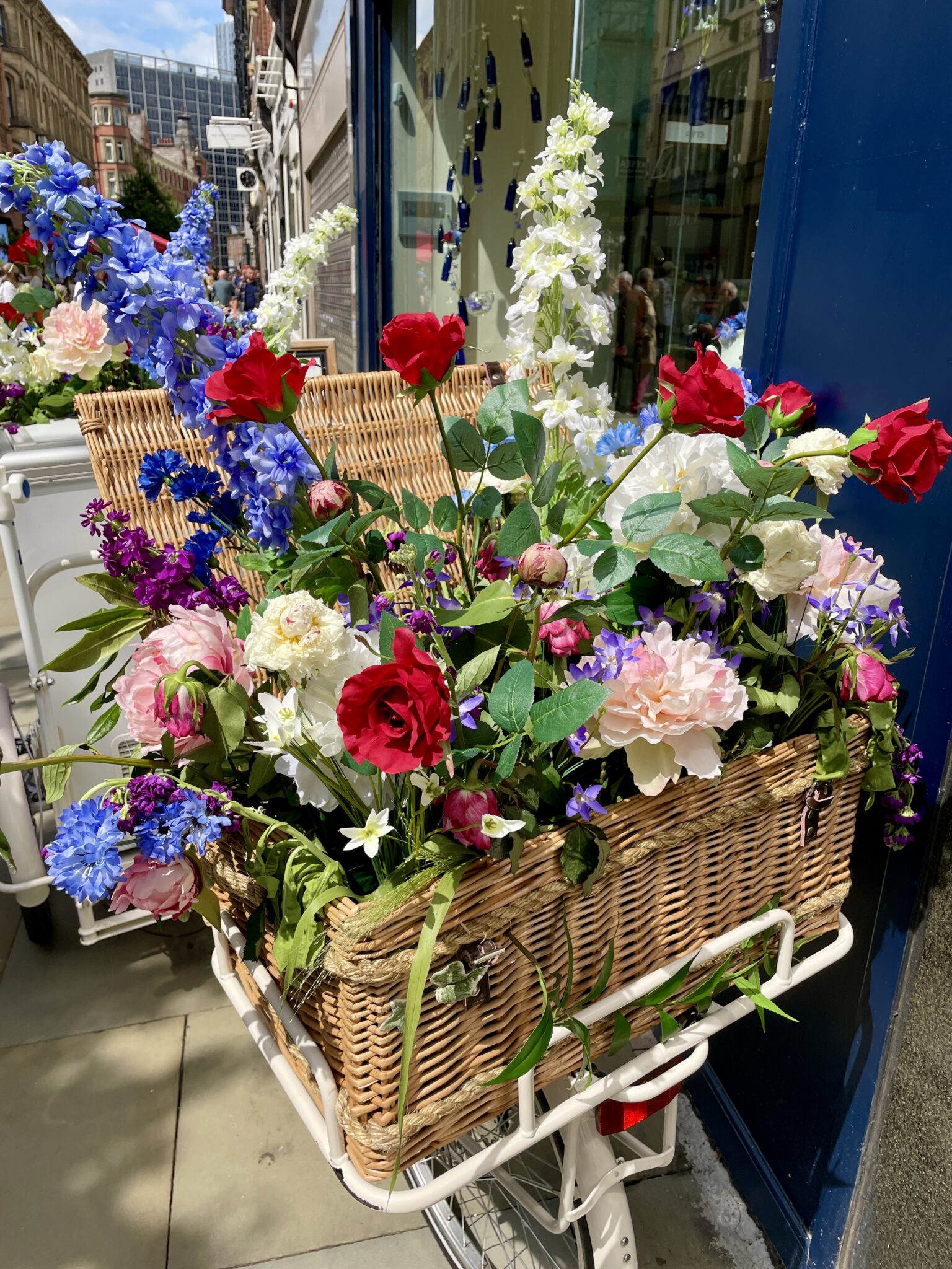 Manchester Flower Festival to fill city centre with fresh blooms once ...