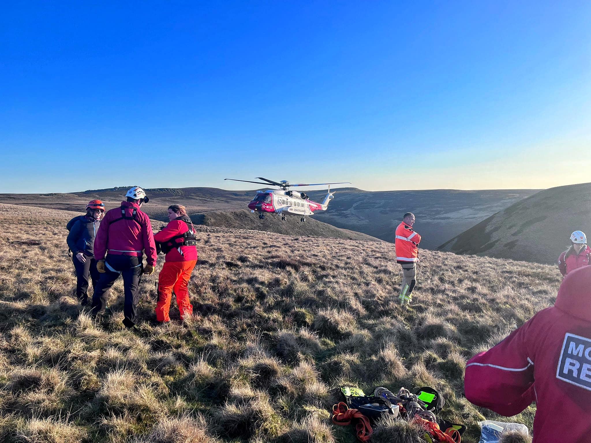 Man dies in Peak District after 90ft fall while mountain biking