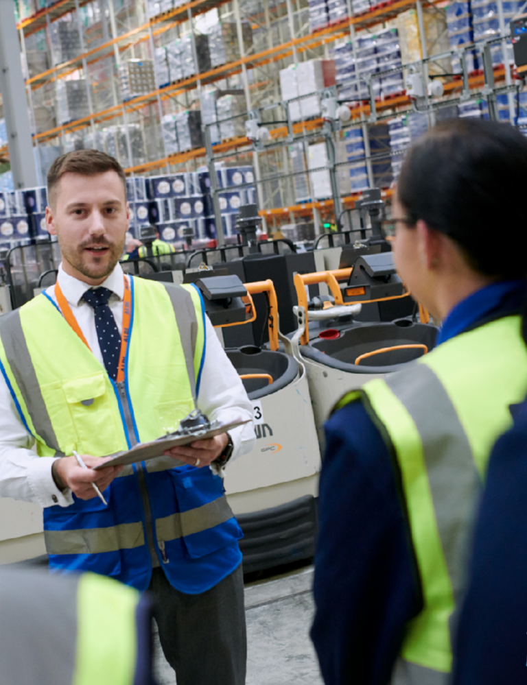 Aldi launches huge recruitment drive at its Greater Manchester ...