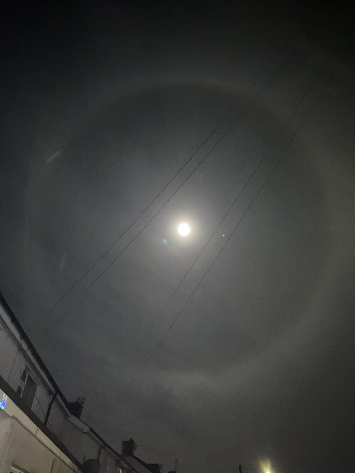 The rare 'Moon Halo' spotted above Manchester and what causes it