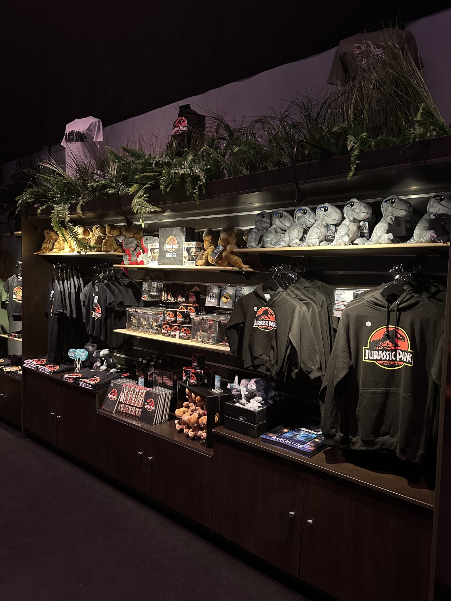 The major Jurassic World exhibition with life-sized dinosaurs that's ...