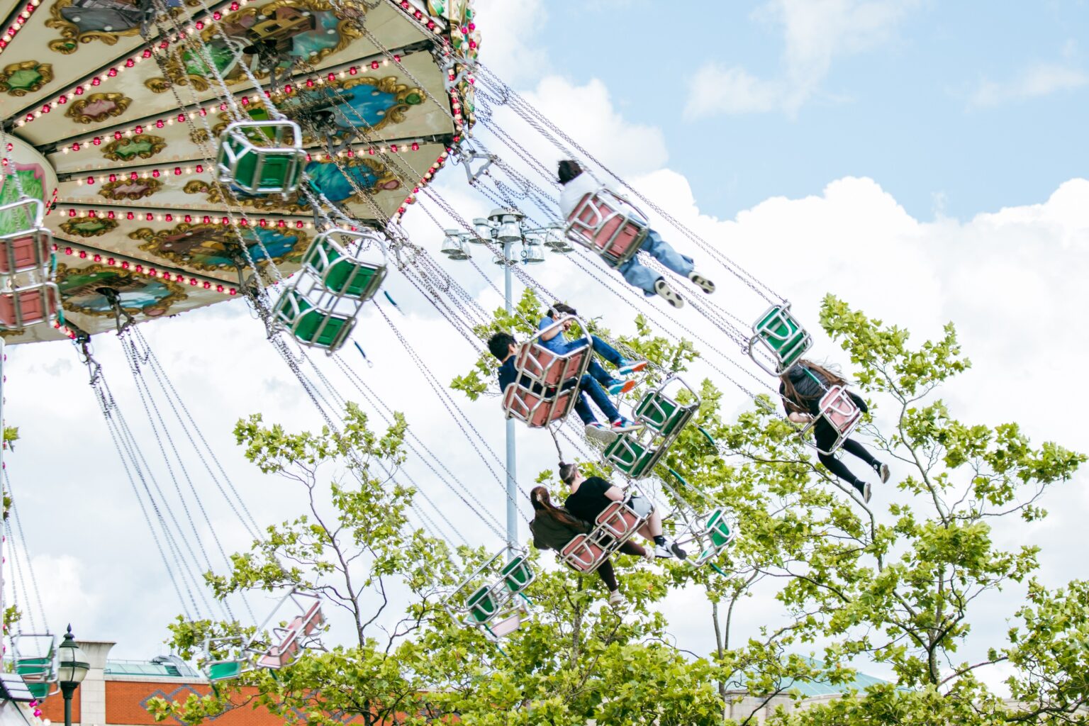 Trafford Centre's 'unmissable' summer fair is returning with a beach ...