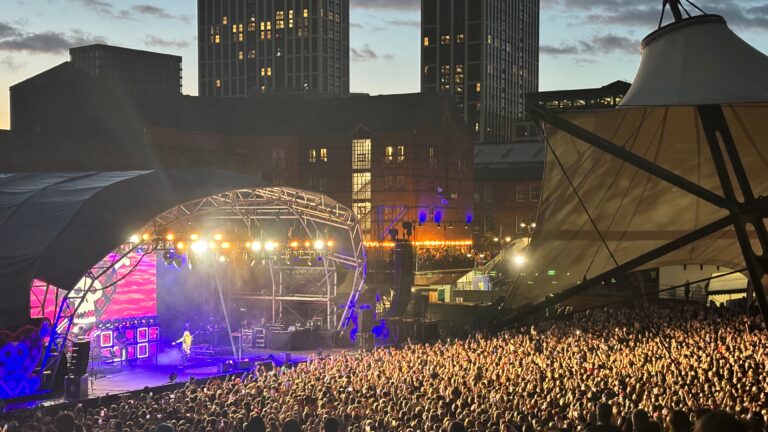 Jungle at Castlefield Bowl, Manchester – tickets, stage times, setlist