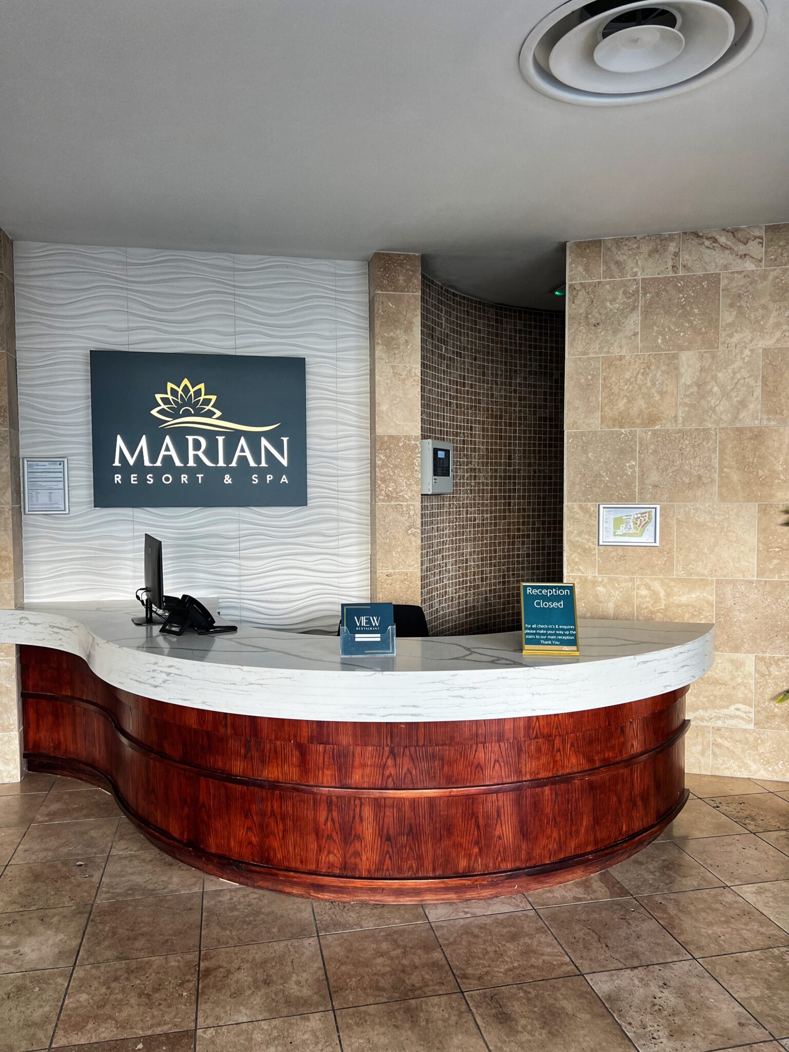 Marian Resort & Spa - Cosy cabins and stunning views in Wales