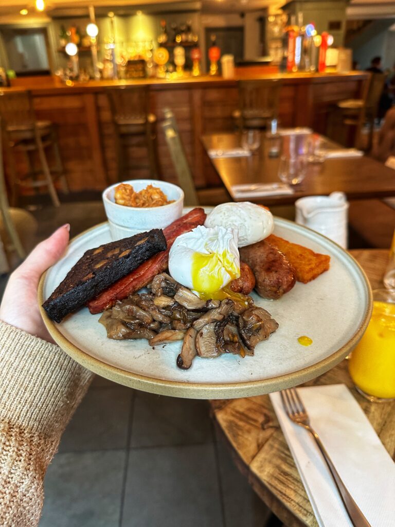 Full English breakfasts in a loaf of bread are coming to Manchester