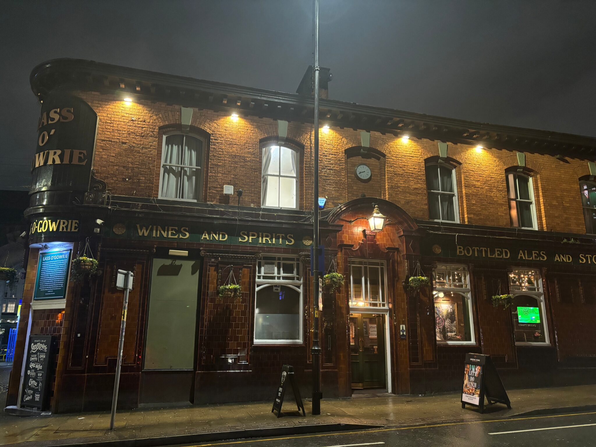 Salut - the Manchester bar with its own self-service wine machine