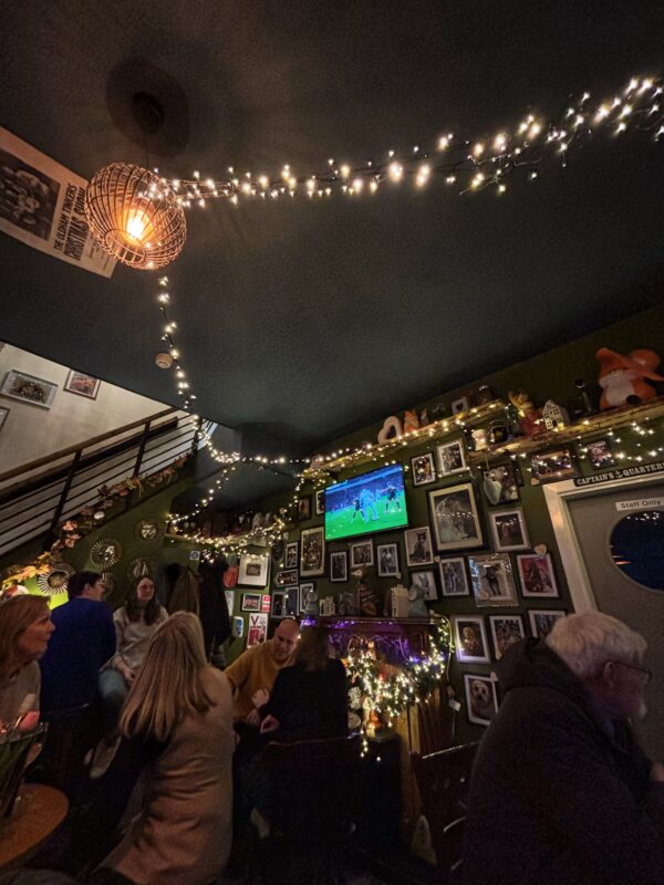 The Fox and Pine: Oldham's proper pub that feels like a front room