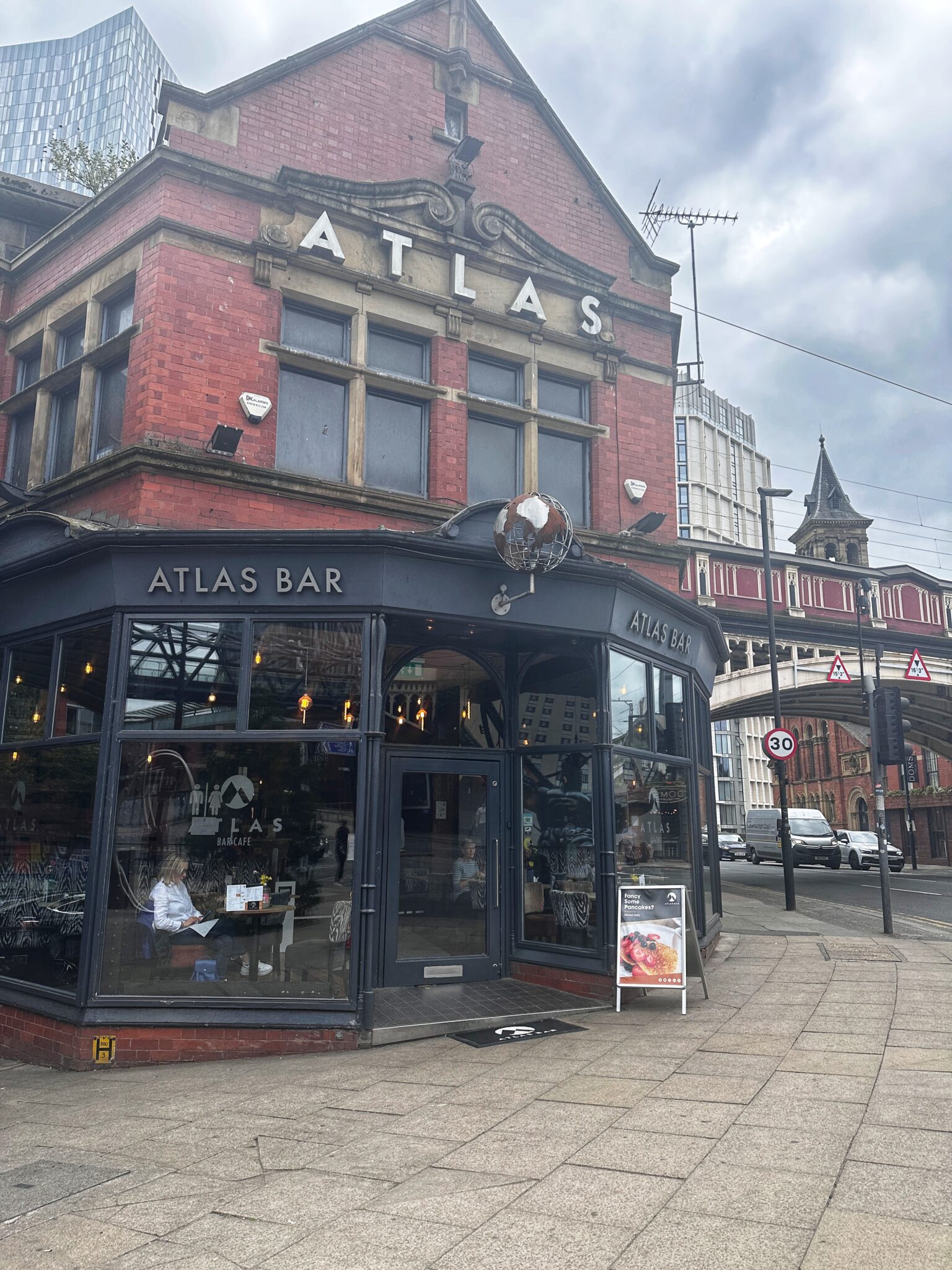 The best bottomless brunches to try in Manchester city centre this ...