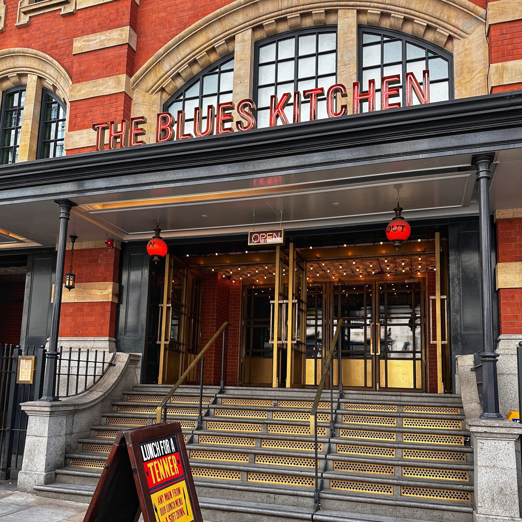 Who are the new BBC Match of the Day presenters?