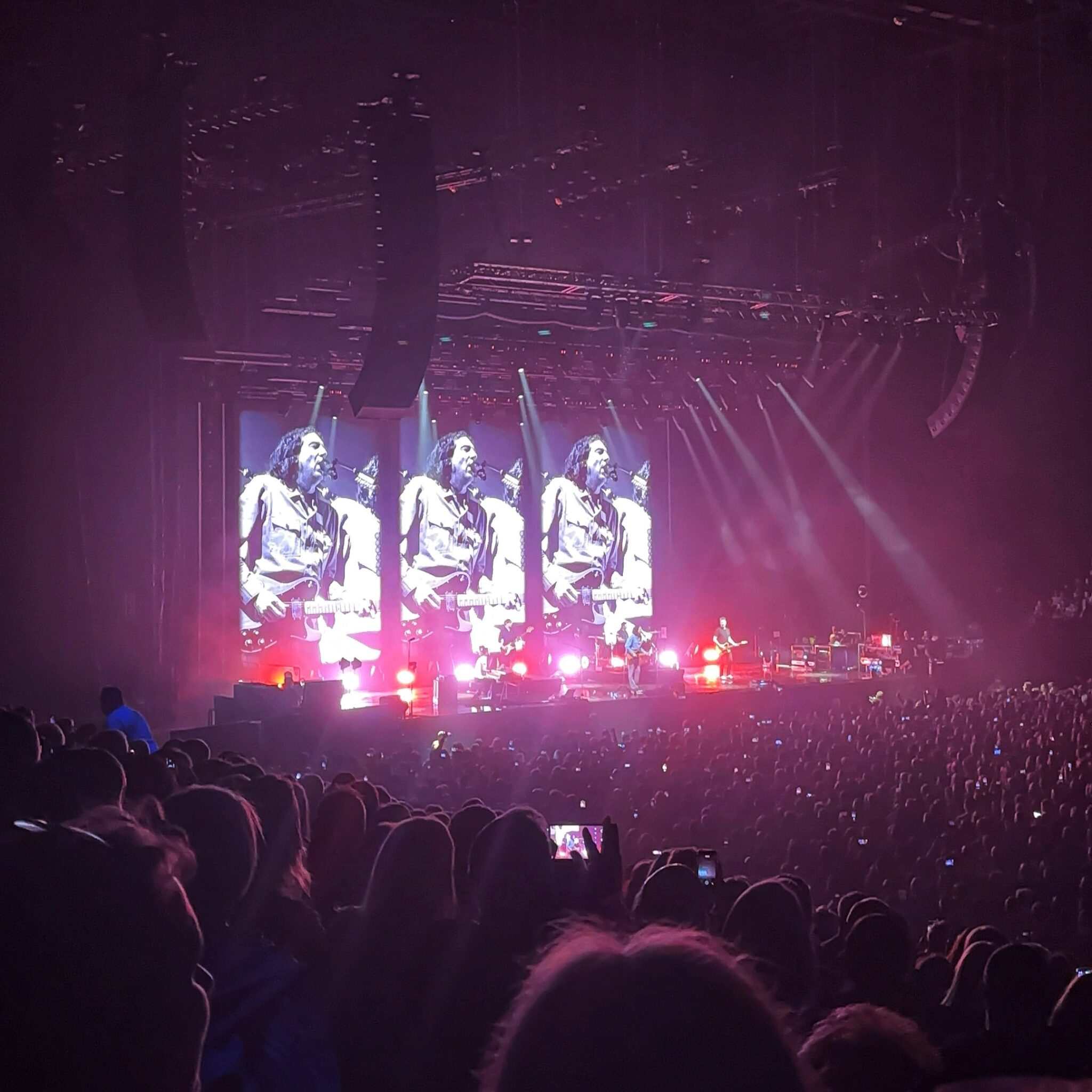 Torrs Millennium Walkway - Peak District walk above a huge gorge