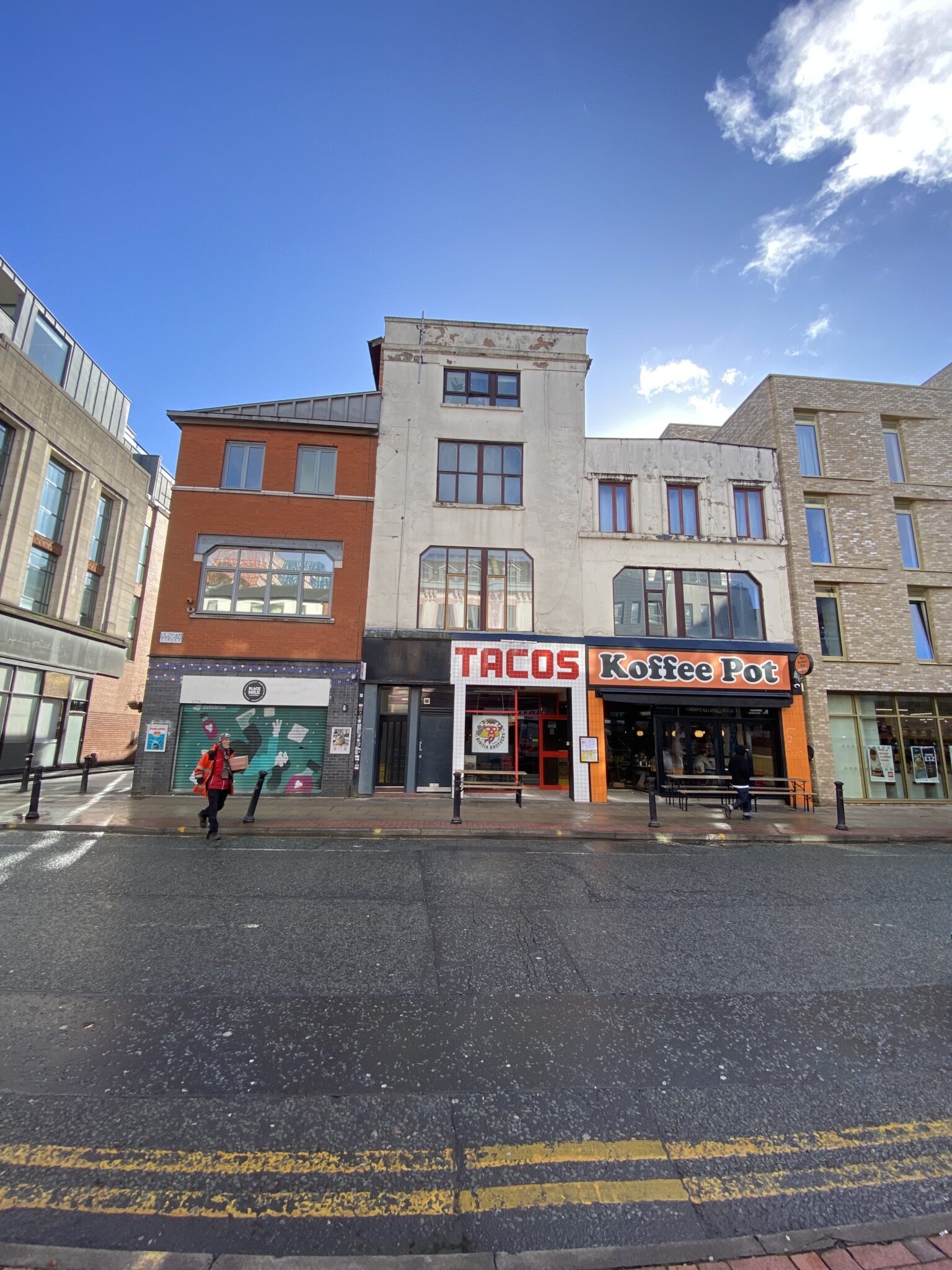 10 interesting photos that show Oldham Street like never before