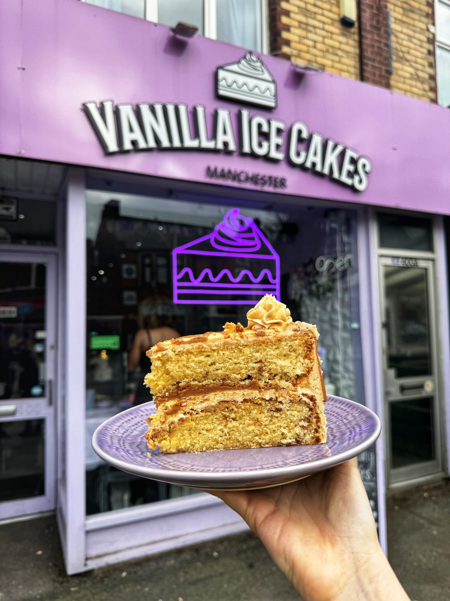 The Fox and Pine: Oldham's proper pub that feels like a front room