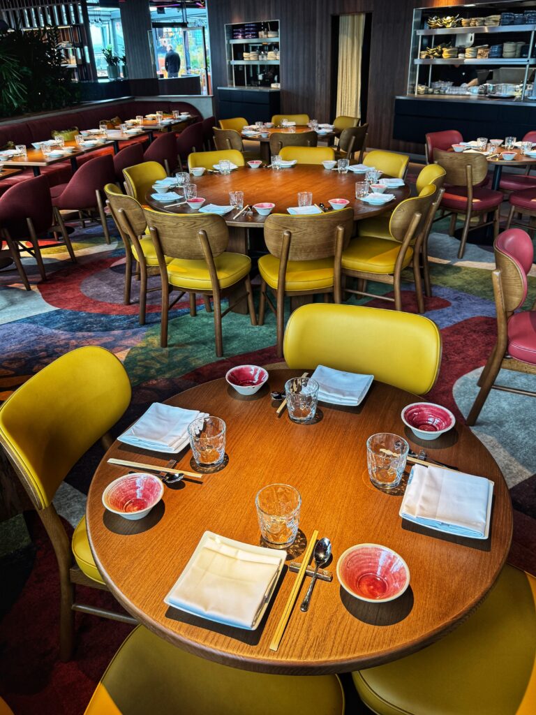 Louis, Manchester - Italian-American restaurant and music venue ...