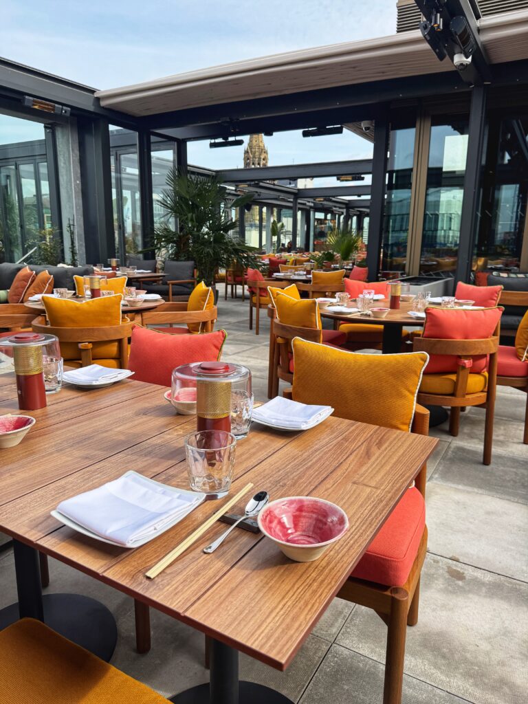 Louis, Manchester - Italian-American restaurant and music venue ...