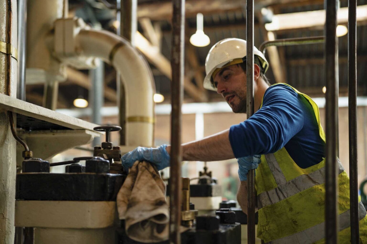 Inside Archie's Atomic as burger brand opens roller rink diner